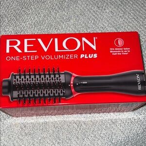 Revlon | Accessories | Revlon Onestep Volumizer Plus Hair Tool | Poshmark